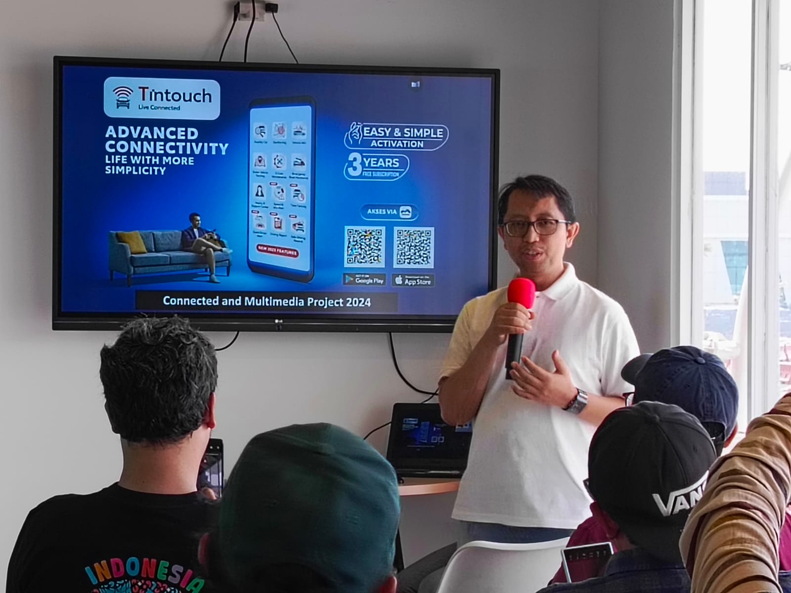 Kecanggihan Fitur T-Intouch Pada Mobil New Fortuner - MajuInfo.id